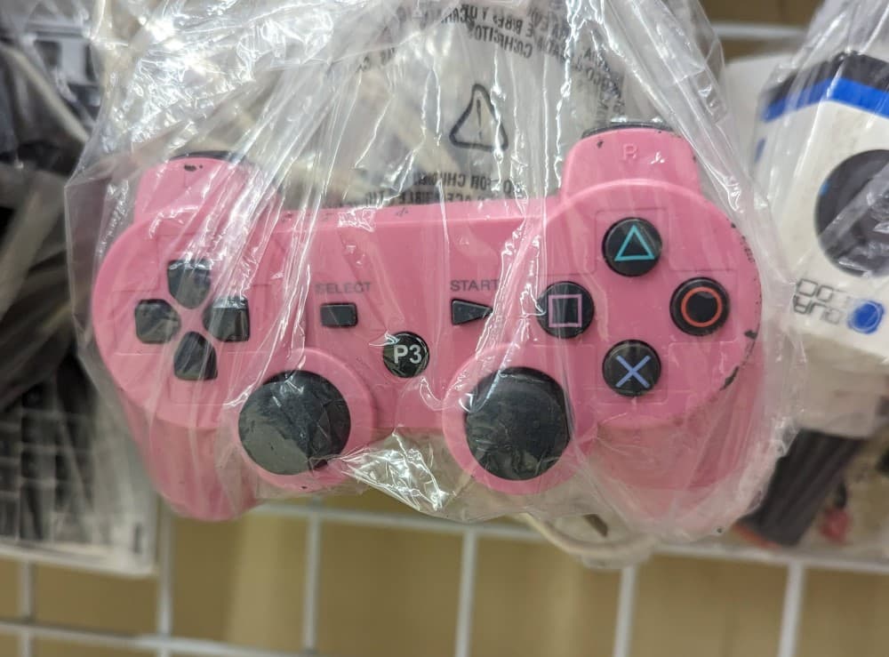 Bad/Weird Looking Controllers (aka Little Brother Controllers) - Page 5 ...